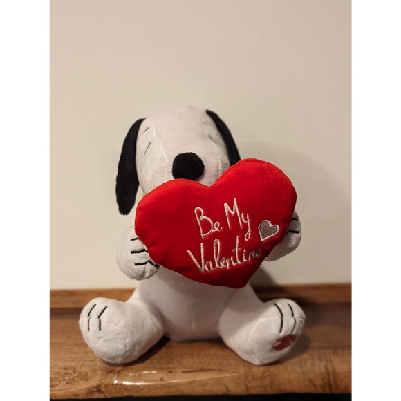 Peanuts | Toys | Peanuts Snoopy Animated Peekaboo Plush Cvs Valentines ...